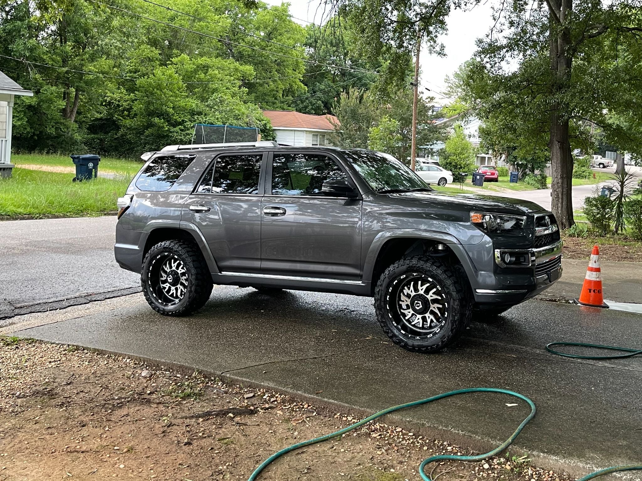 2015 Toyota 4 Runner with 2" Inch Wheel Spacers – Titan Wheel Accessories