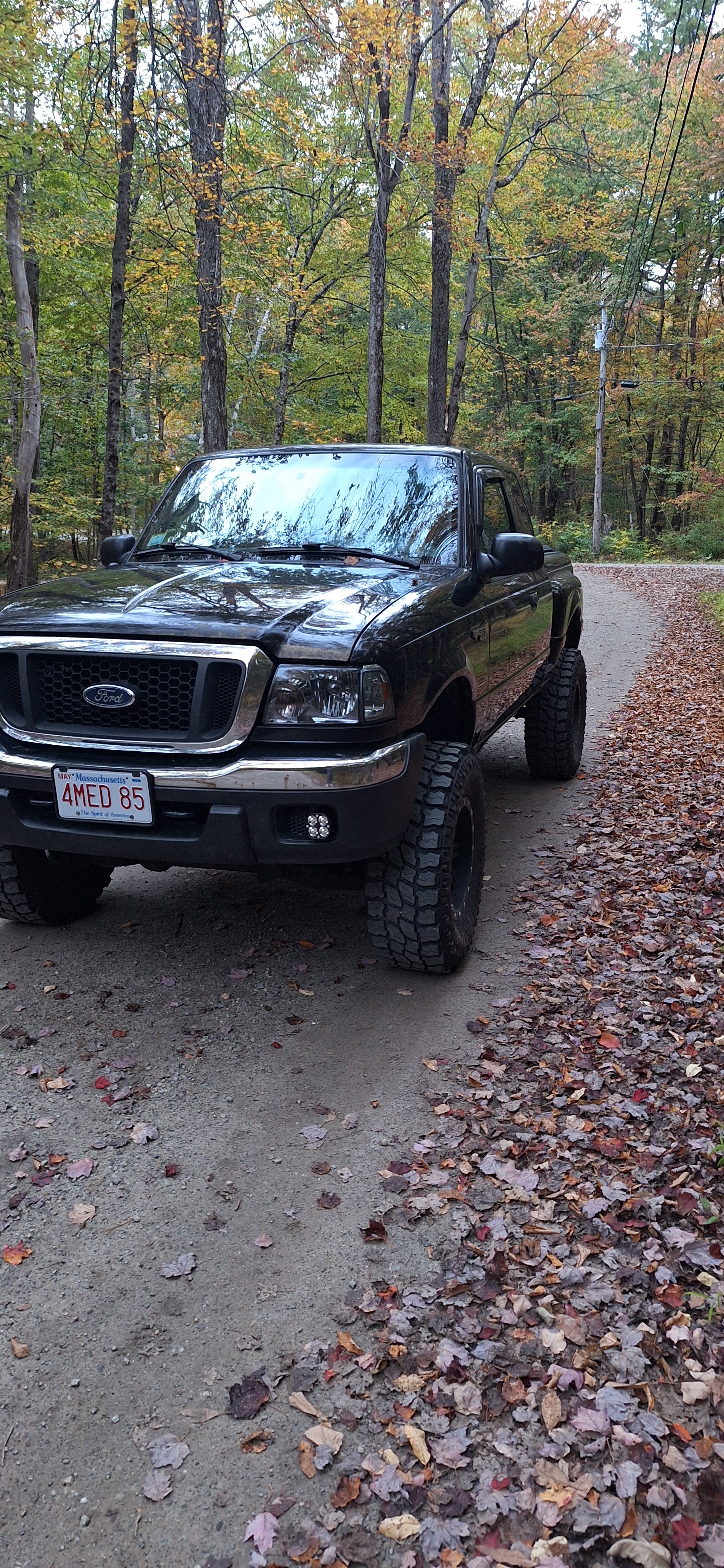 2004 Ford Ranger with 1.5 Inch Wheel Spacers – Titan Wheel Accessories