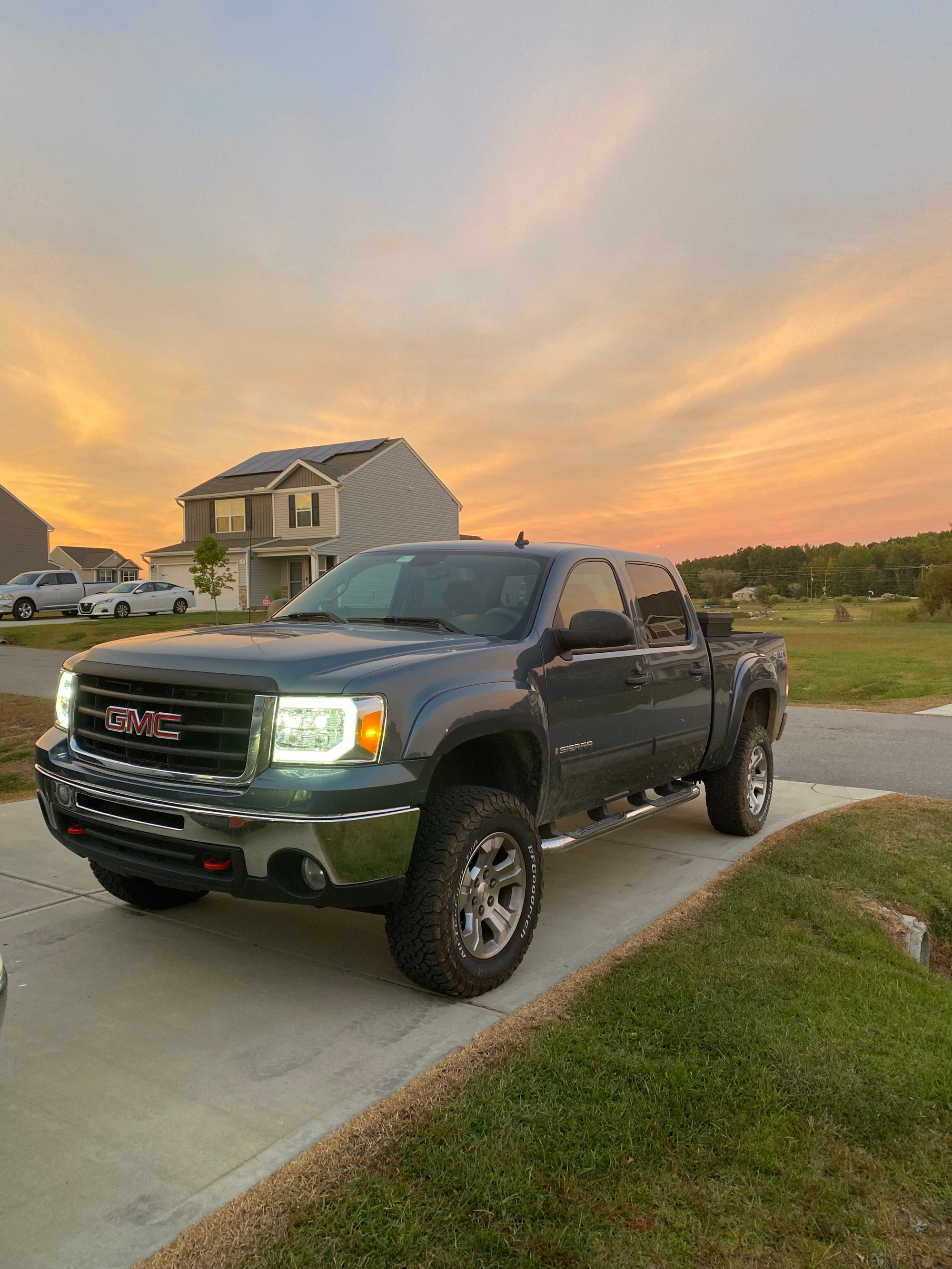 2007 GMC Sierra 1500 with 1.25" Inch Wheel Spacers – Titan Wheel ...